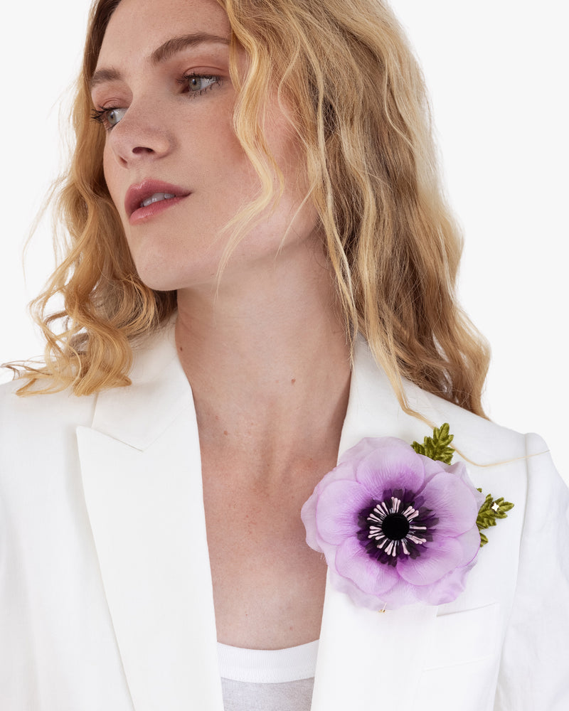 The Lavender Anemone - Helena Simon