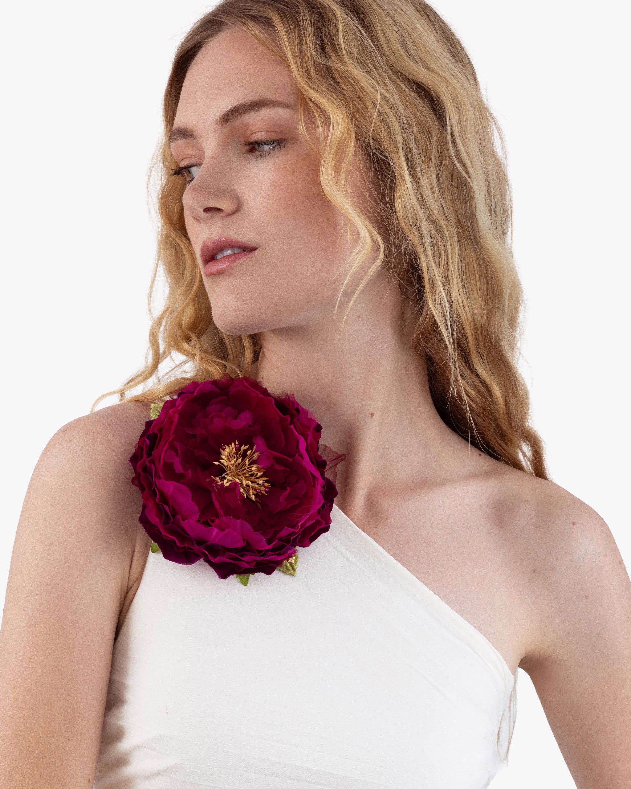 The Magenta Peony - Helena Simon